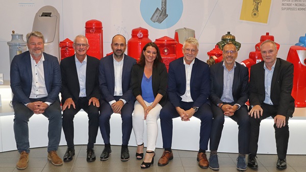 AVK acquires Bayard and Belgicast Groups